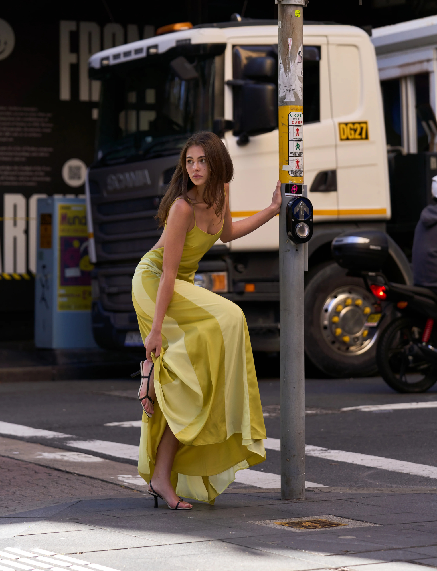 Arc Panel Maxi | Citrus – Rent My Wardrobe